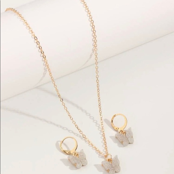 Jewelry | Butterfly Decor Necklace Earring Set | Poshmark